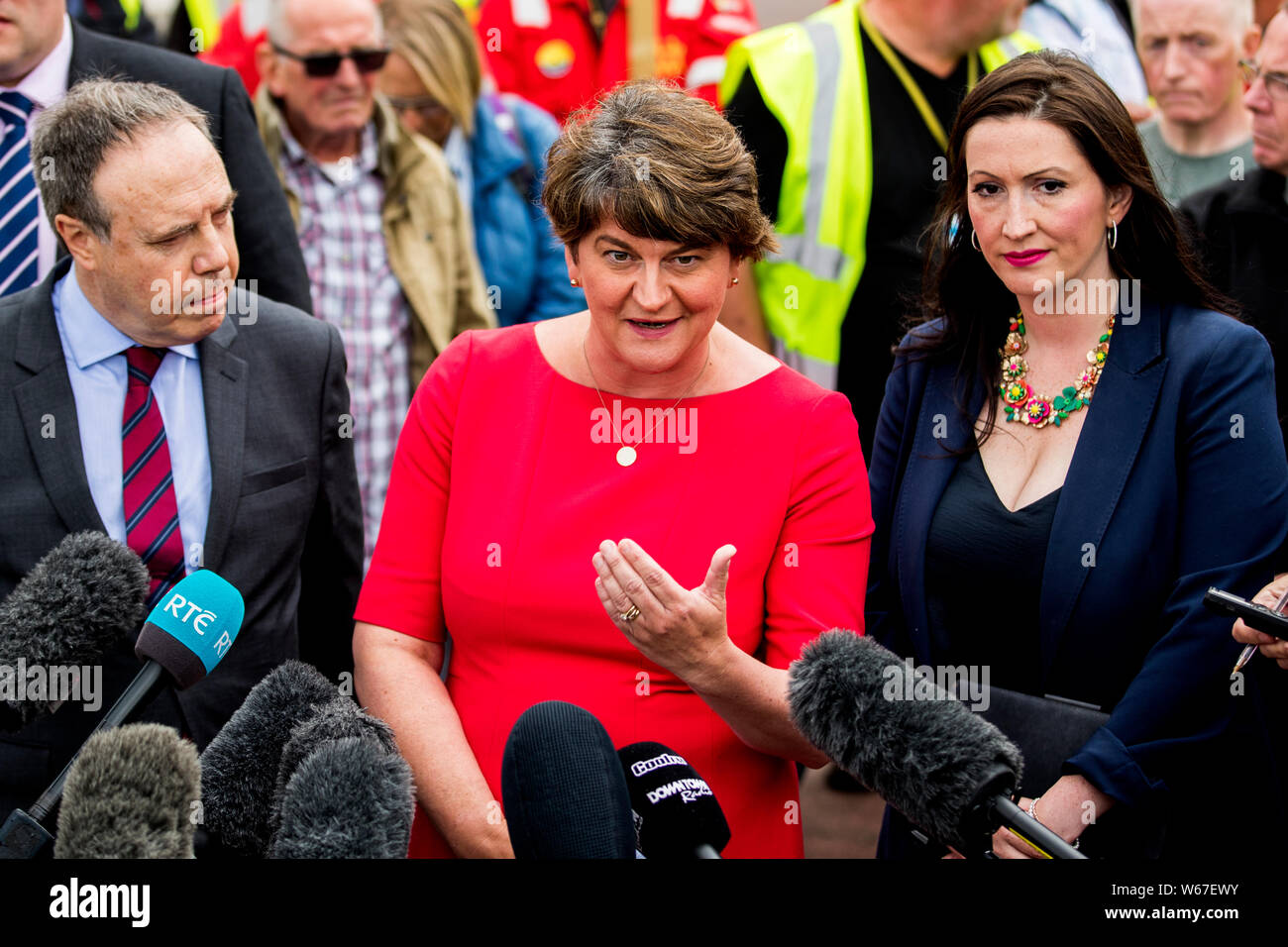 Dup Leader Arlene Foster With Dup Deputy Leader Nigel Dodds And Emma