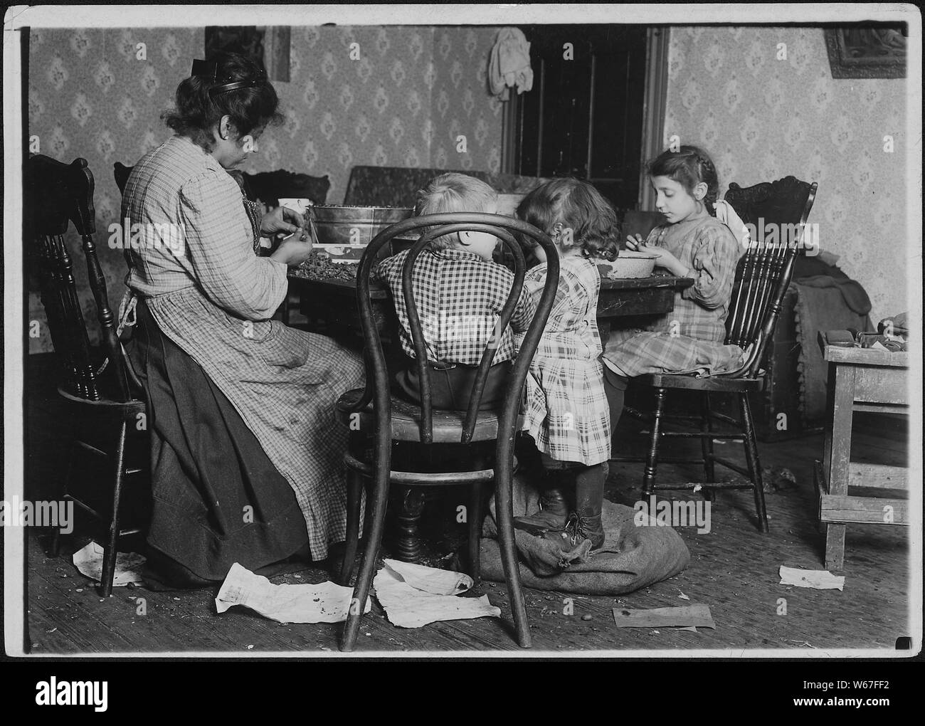 Mrs. Lucy Libertime and family, Johnnie, 4 years old, Mary 6 years ...