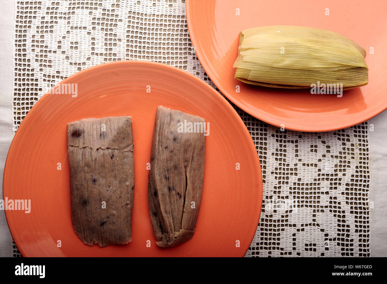 Mexican food tamal beans hi-res stock photography and images - Alamy