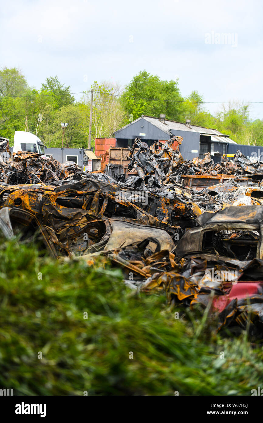 Scrap yard cars uk hi-res stock photography and images - Alamy
