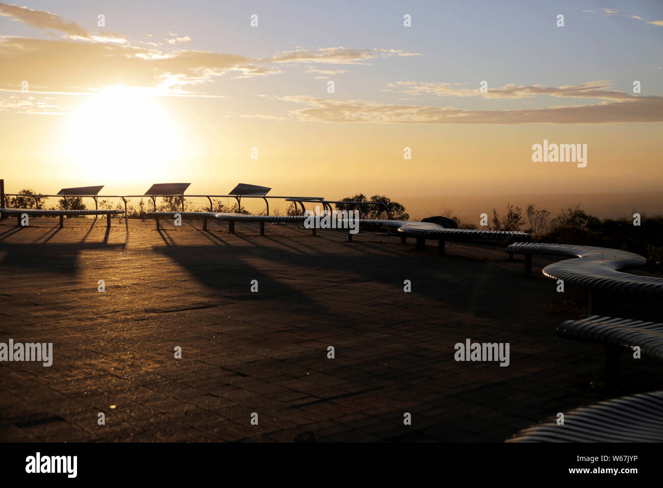 The beautiful sunset at the Mount Lofty Summit in Adelaide, Australia ...