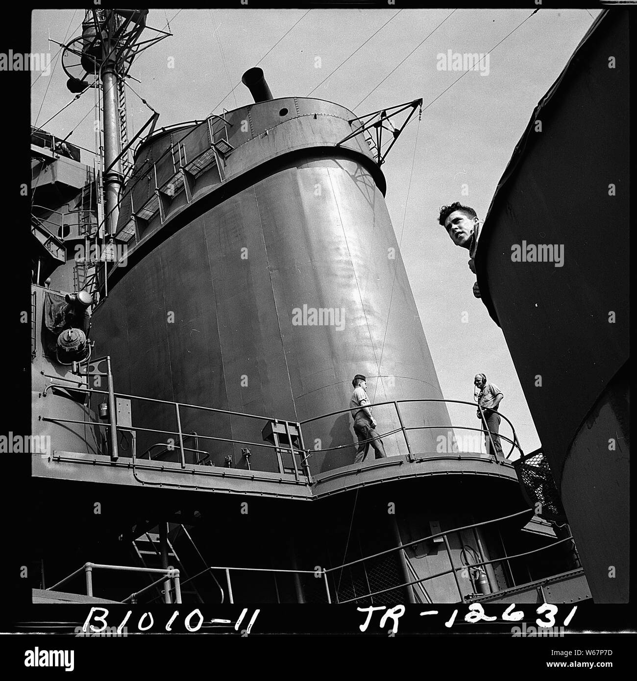 Uss new jersey hi-res stock photography and images - Alamy