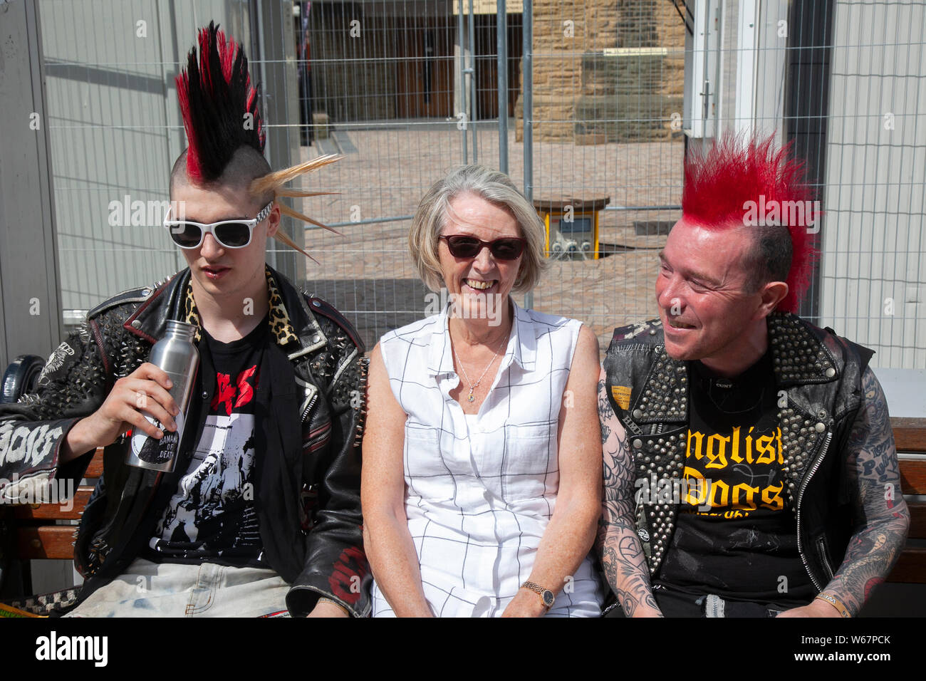 Blackpool, Lancashire, UK. 31st July, 2019. Victoria with two punk ...