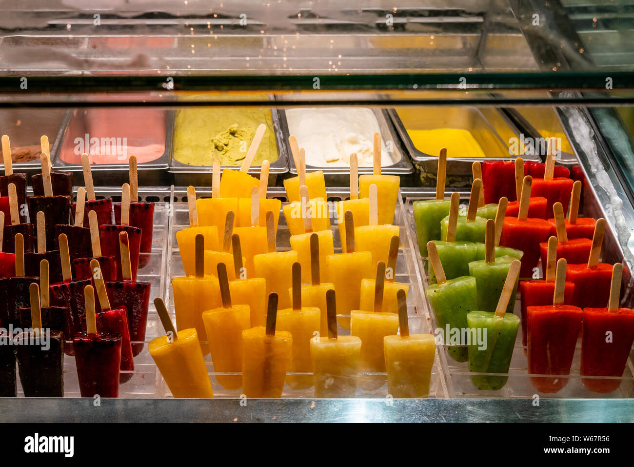 Ice pops freezer hi-res stock photography and images - Alamy