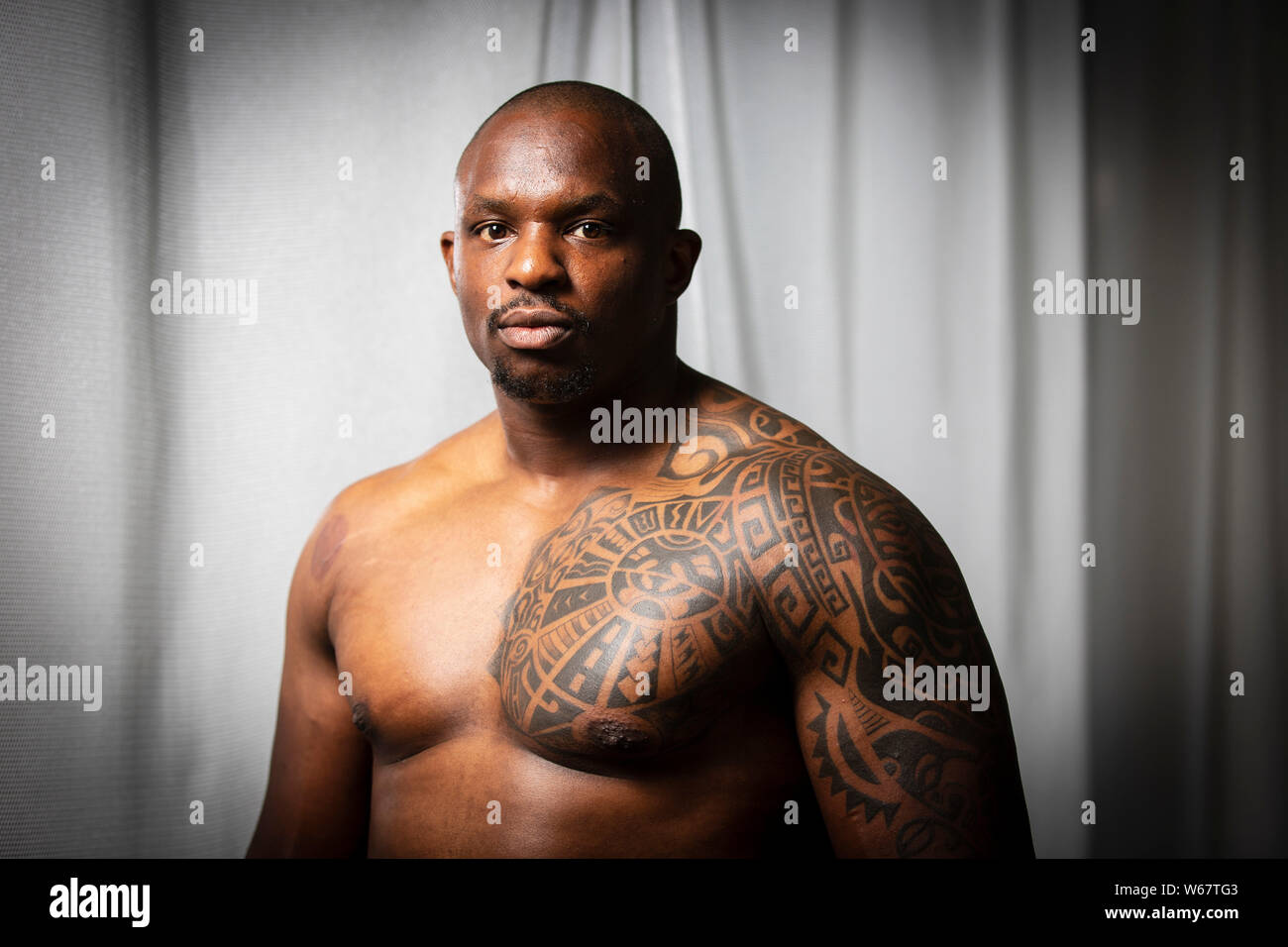 Uk heavyweight boxer hi-res stock photography and images - Alamy