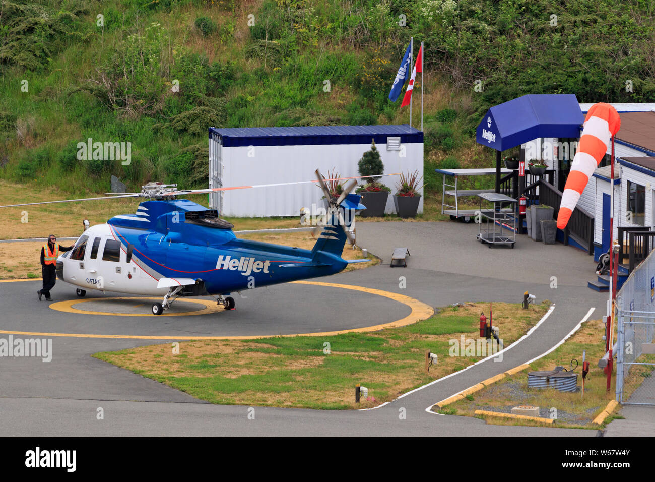 Victoria vancouver helicopter hi-res stock photography and images - Alamy