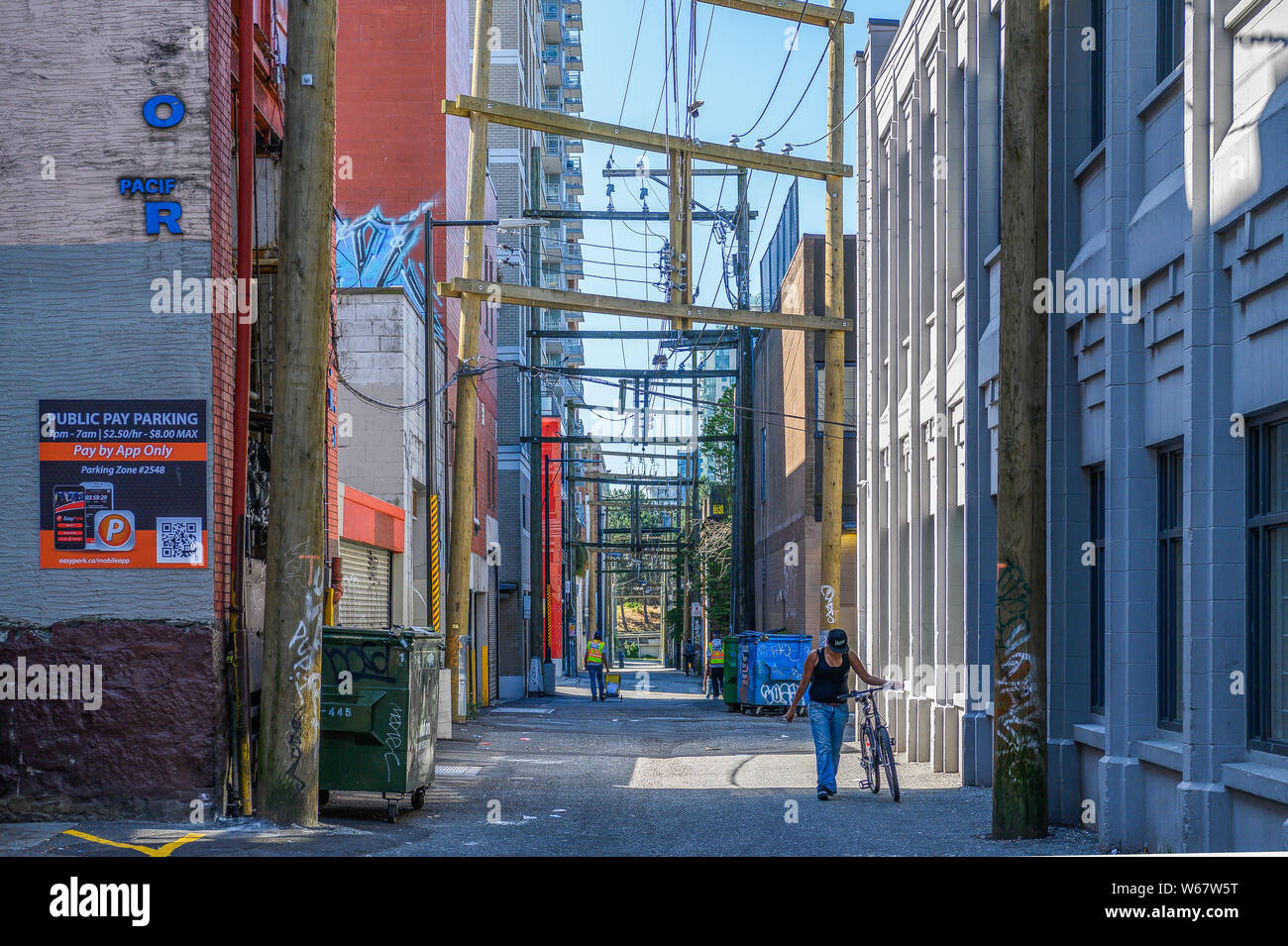 British street architecture hi-res stock photography and images - Alamy