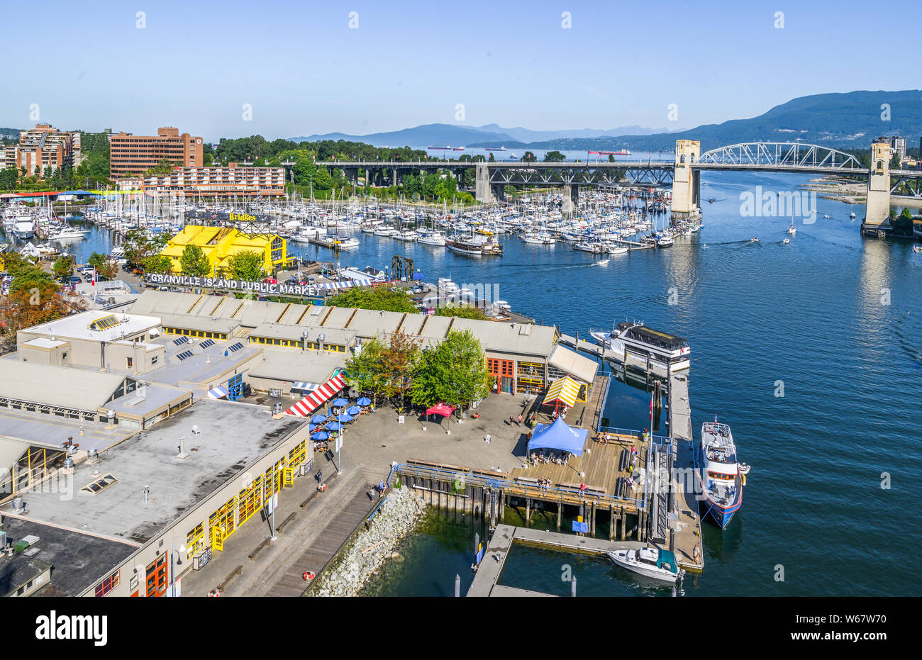 Vancouver marinas hi-res stock photography and images - Alamy