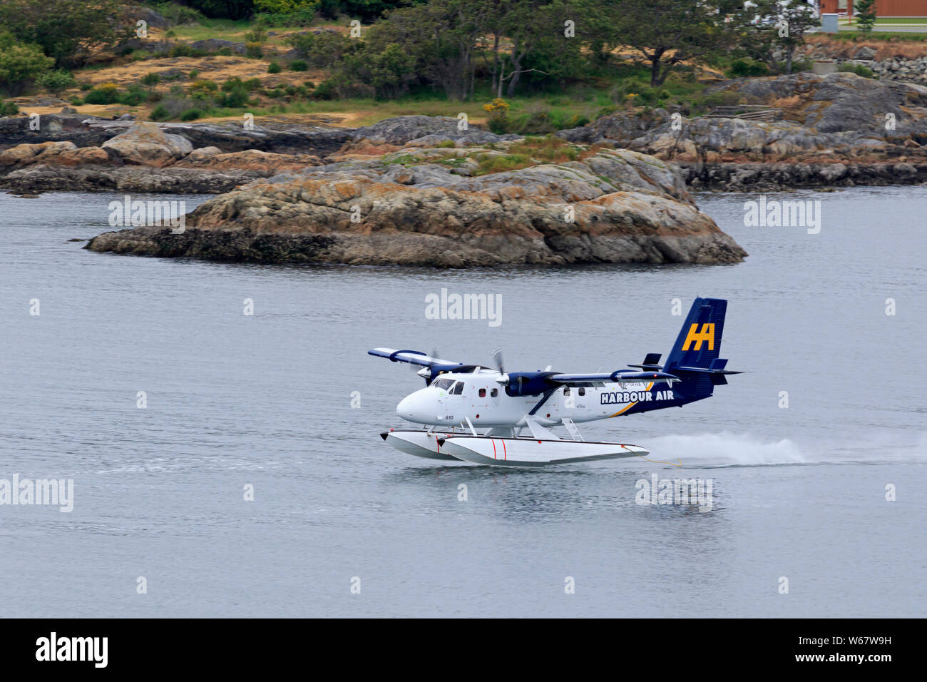 Float plane vancouver island hi-res stock photography and images - Alamy