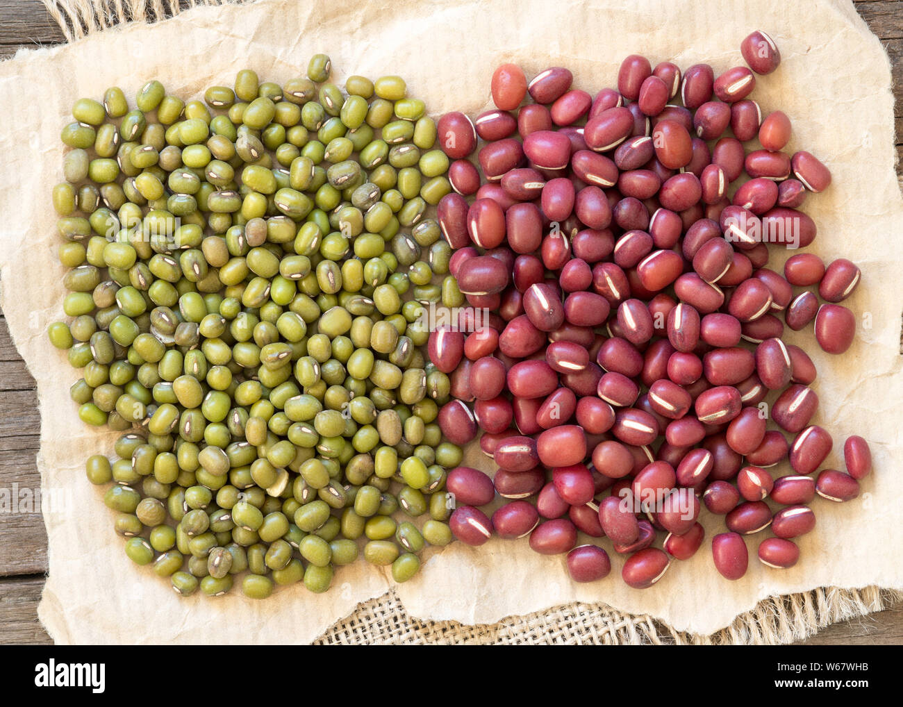 Dried azuki beans hi-res stock photography and images - Alamy