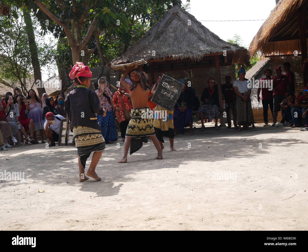 Sasak village sade lombok island hi-res stock photography and images ...