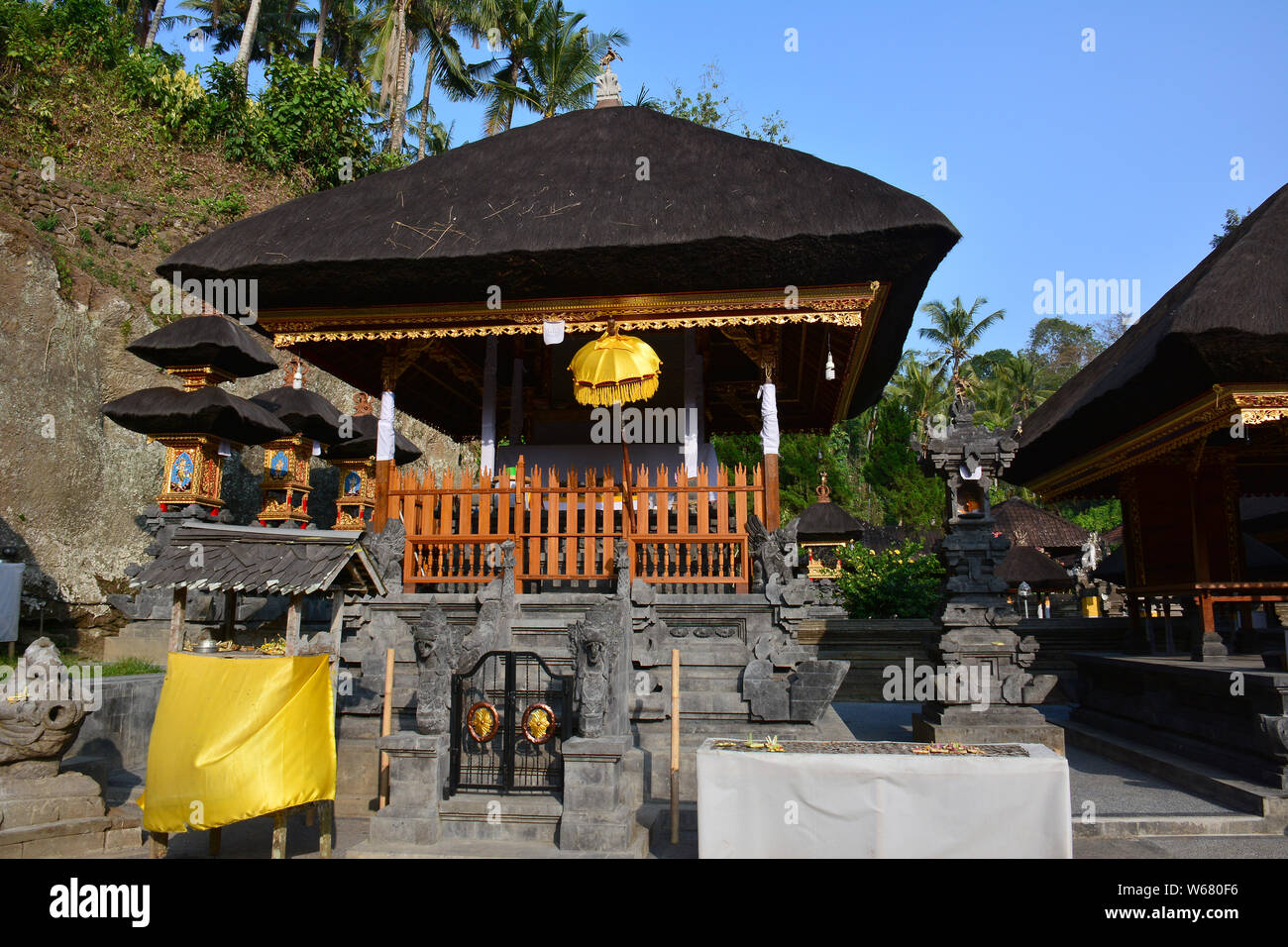 Beautiful indonesian cave hi-res stock photography and images - Alamy