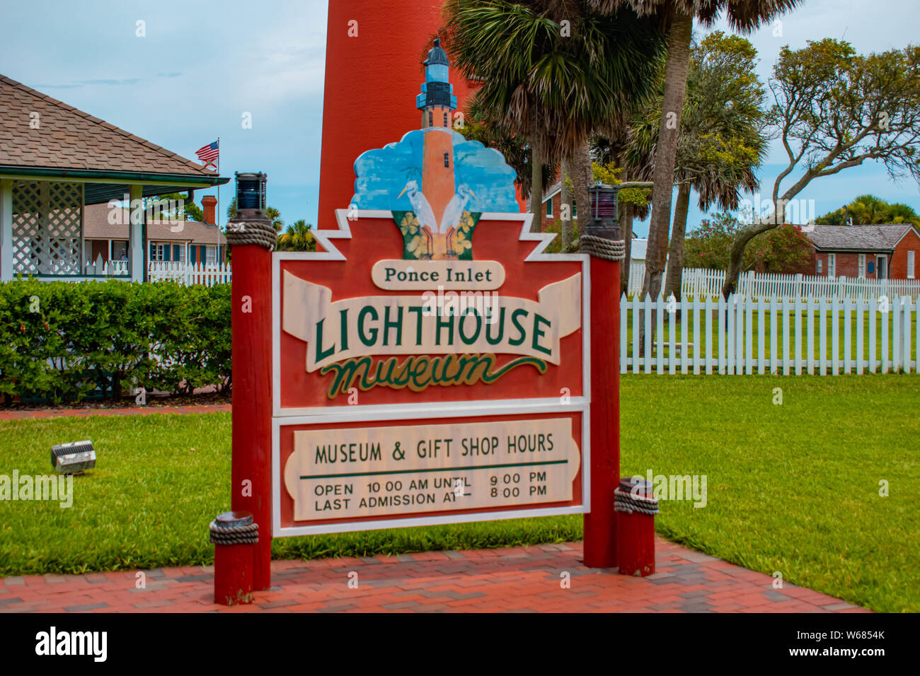 Ponce de Leon Inlet, Florida. July 19, 2019 Ponce Inlet lighthouse ...