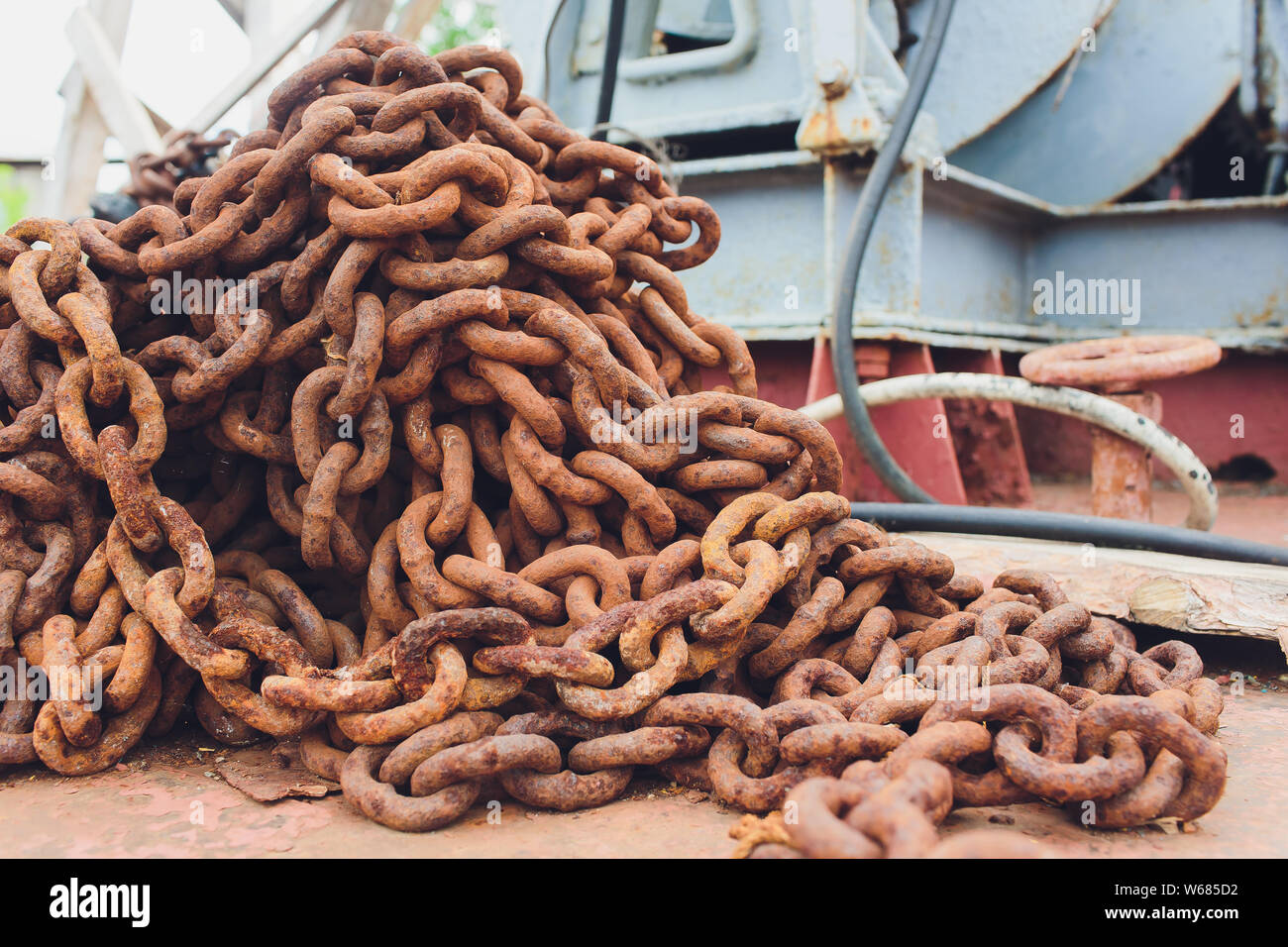 Old industrial chain ropes, the big rusty chains Stock Photo - Alamy