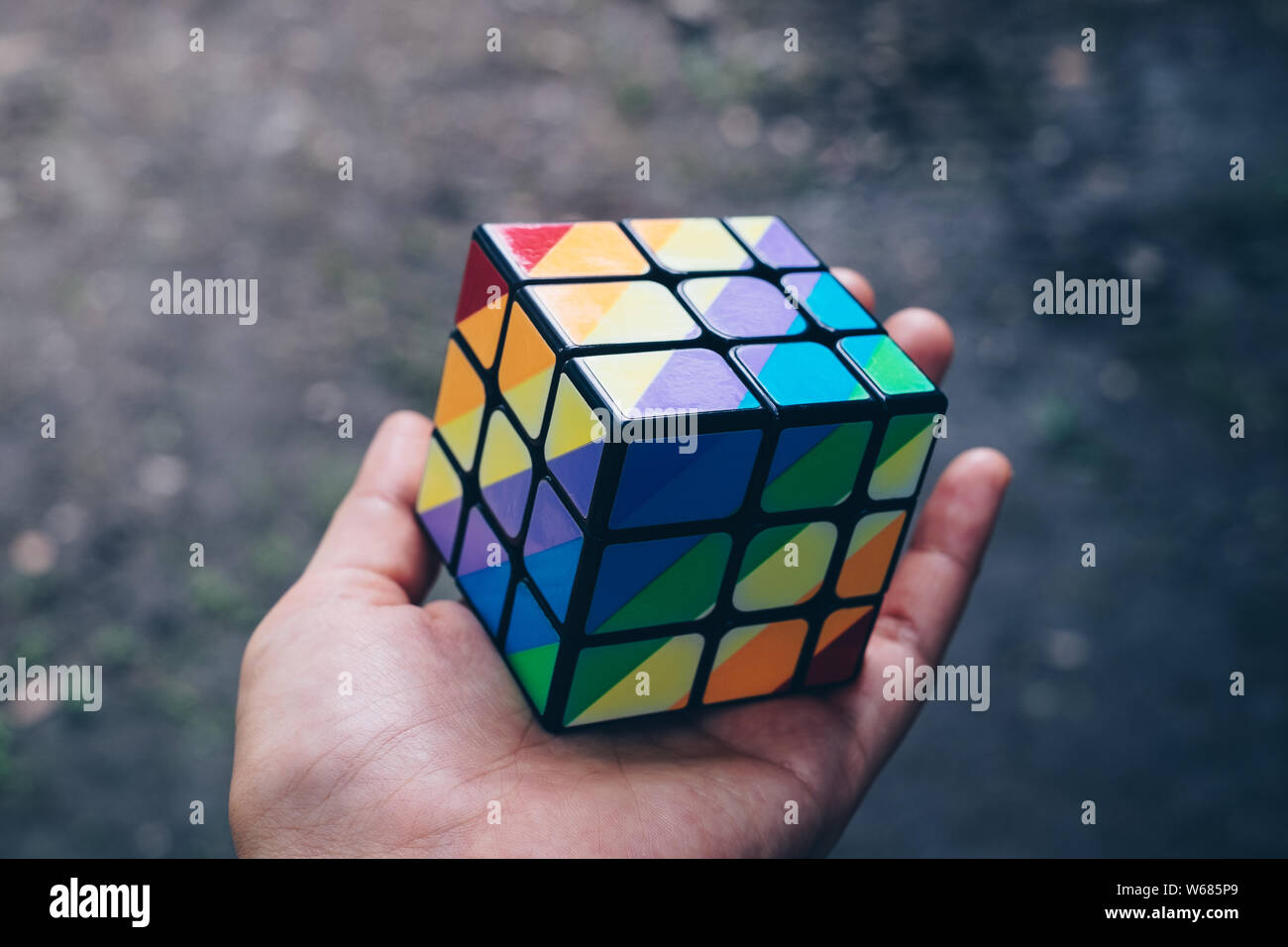 Rubik cube completed hi-res stock photography and images - Alamy