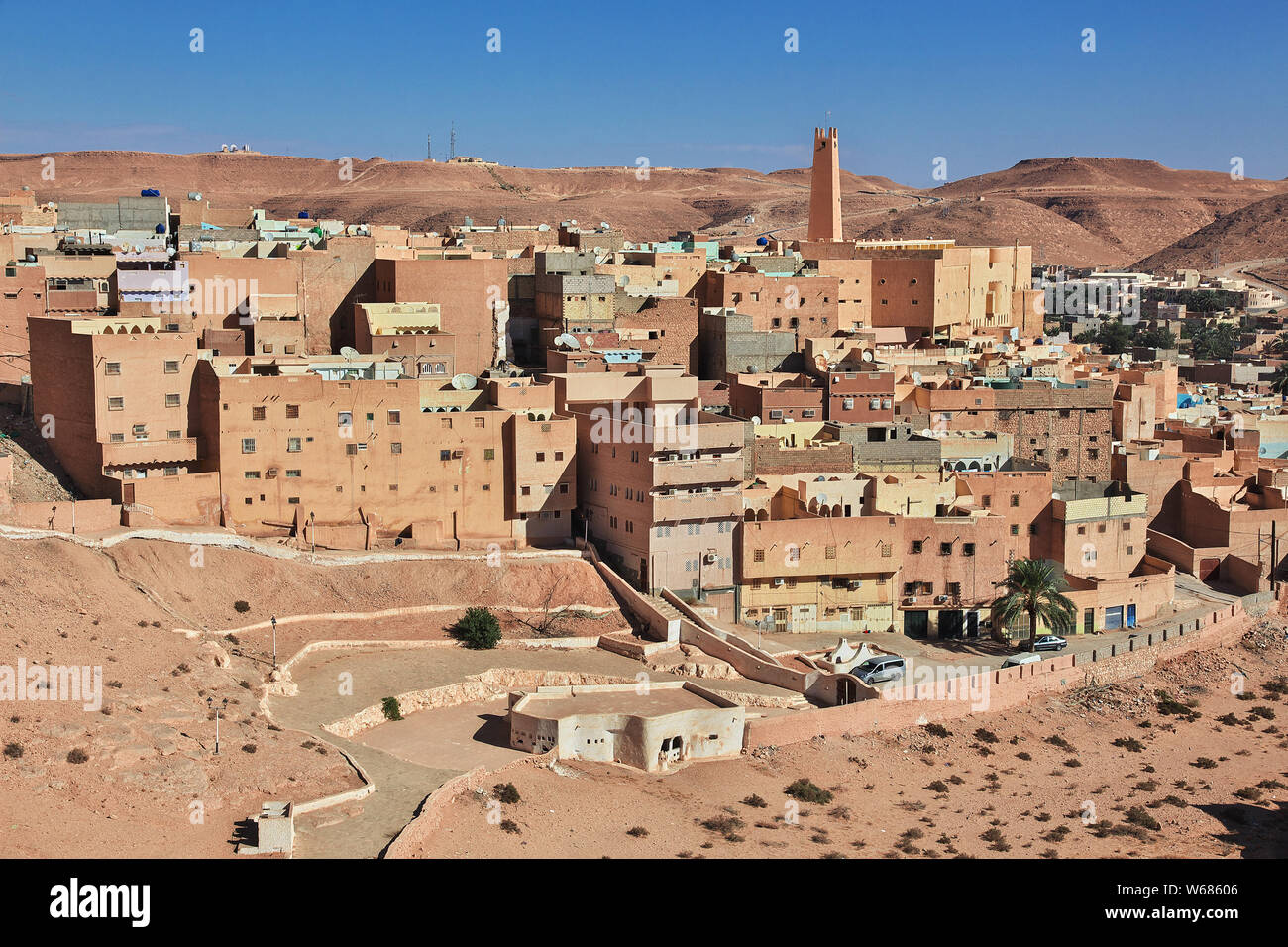 Ghardaia is city in Sahara desert, Algeria Stock Photo - Alamy