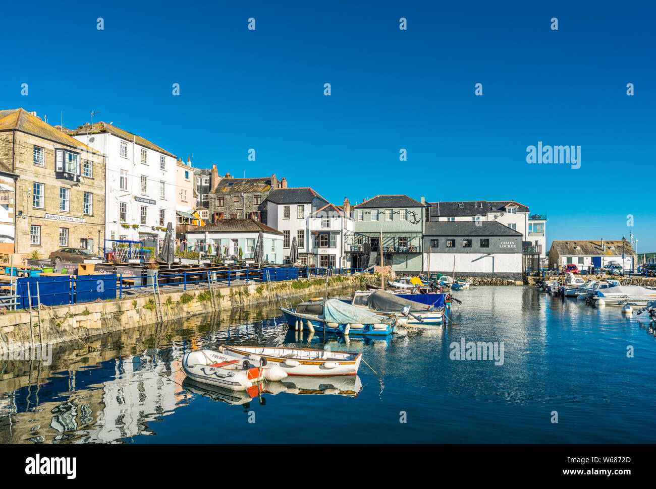 Customs house quay falmouth hi-res stock photography and images - Alamy