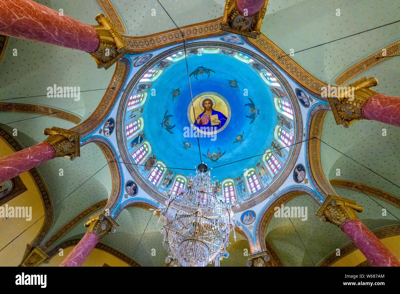 Looking up at the interior of the Dome of St. George's Greek Orthodox ...