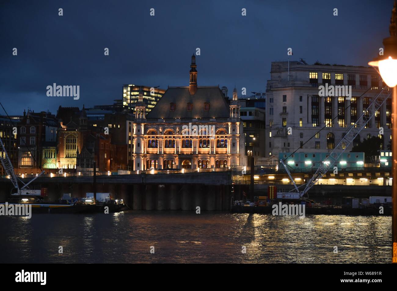 London landscape locations at night Stock Photo - Alamy