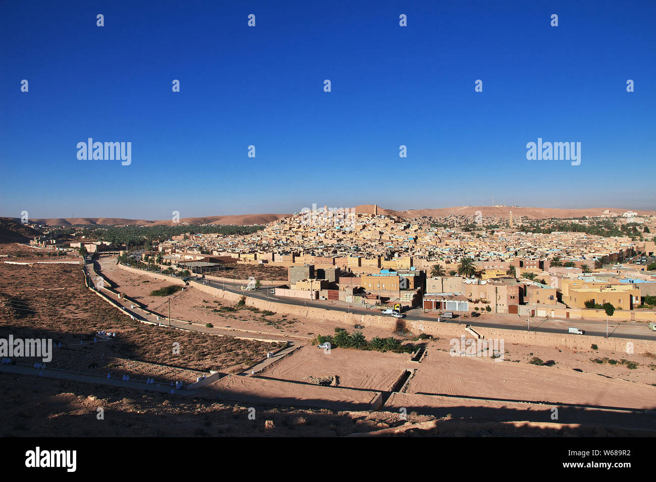 Ghardaia is city in Sahara desert, Algeria Stock Photo - Alamy