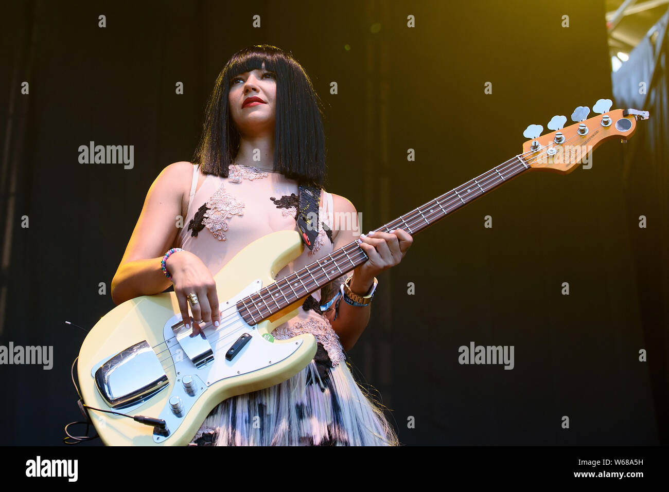 Laura Lee Singer High Resolution Stock Photography and Images - Alamy