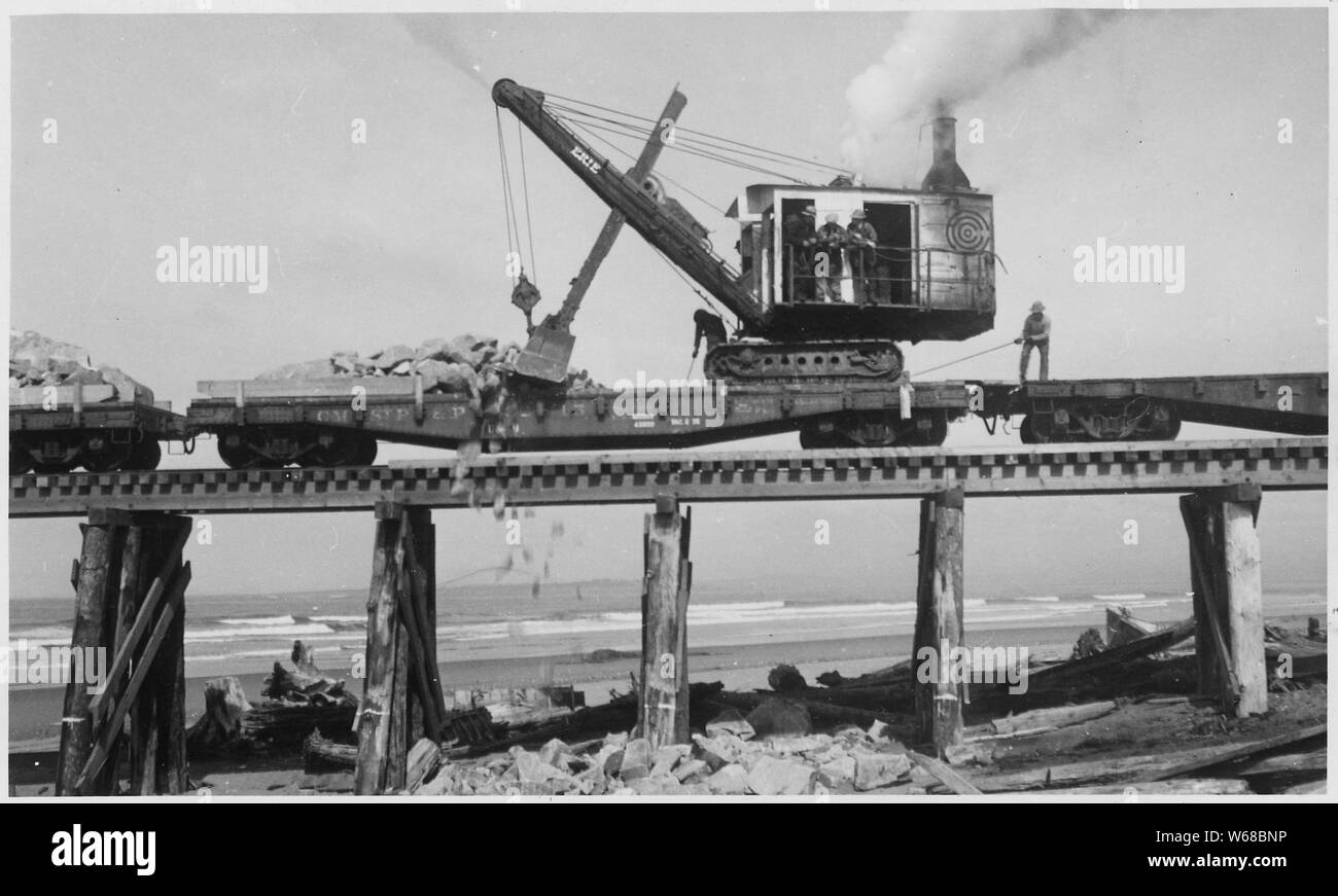 Army jetty hi-res stock photography and images - Alamy