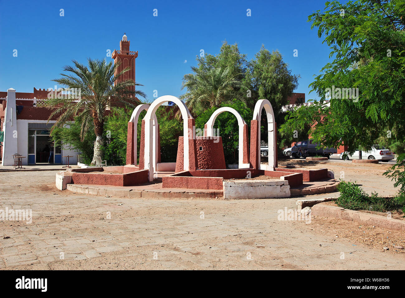 Adrar city in desert Sahara, Algeria Stock Photo - Alamy