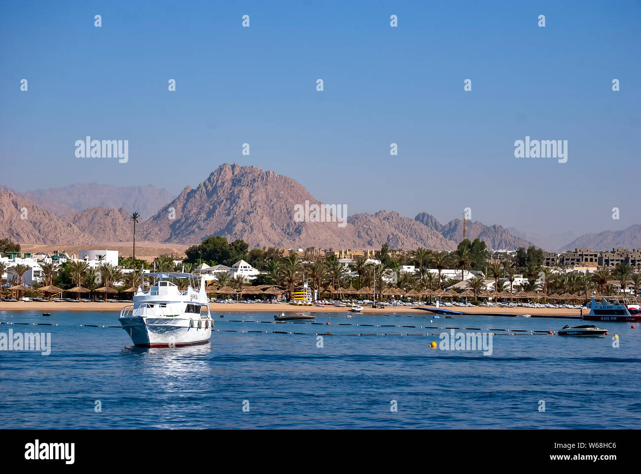 Egypt naama bay beach hi-res stock photography and images - Alamy