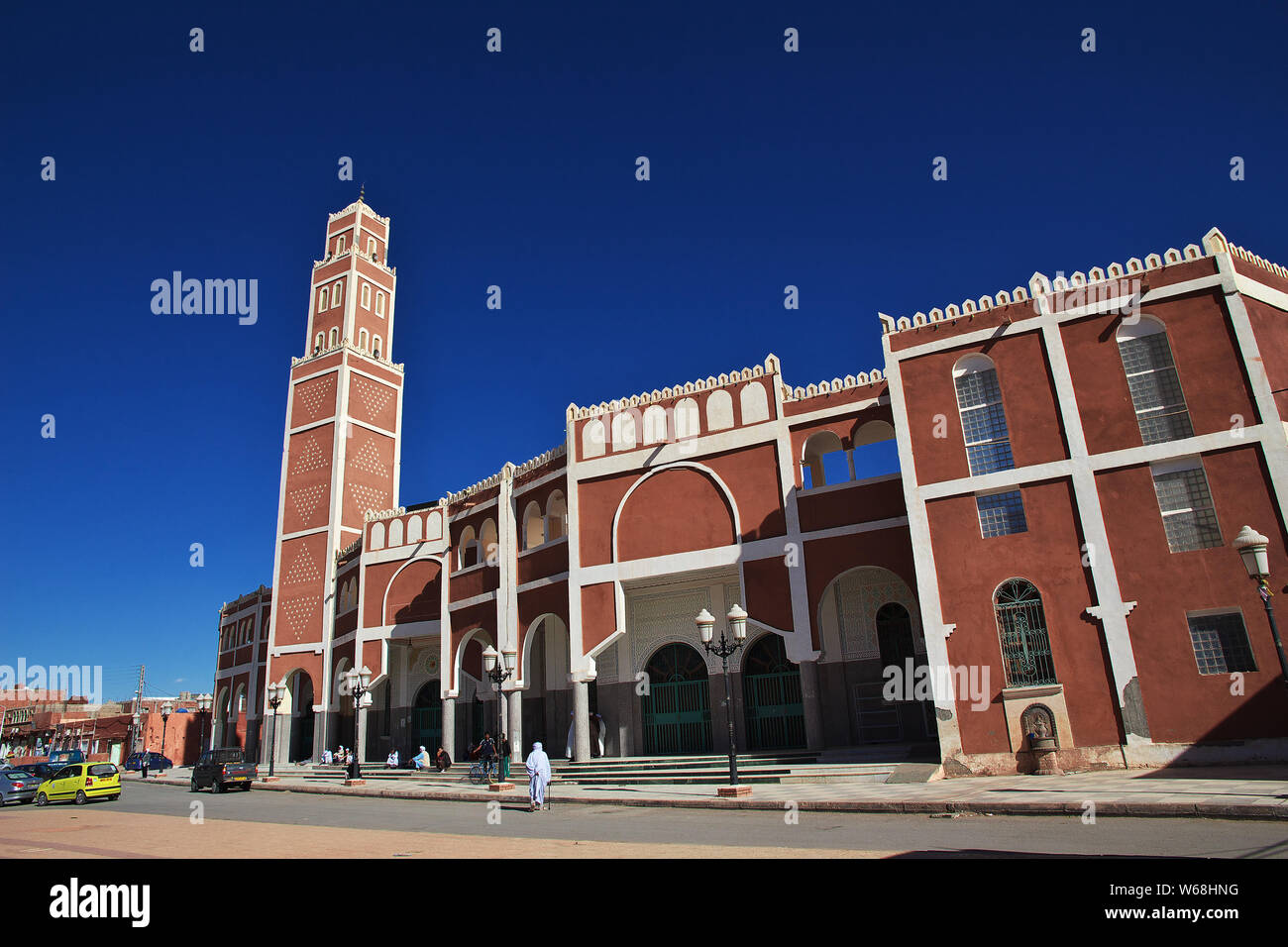 Adrar algeria oasis hi-res stock photography and images - Alamy