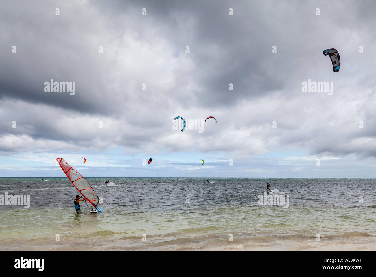 Kite Surfing and Wind Surfing, Bulabeg Beach, Boracay, The Philippines ...