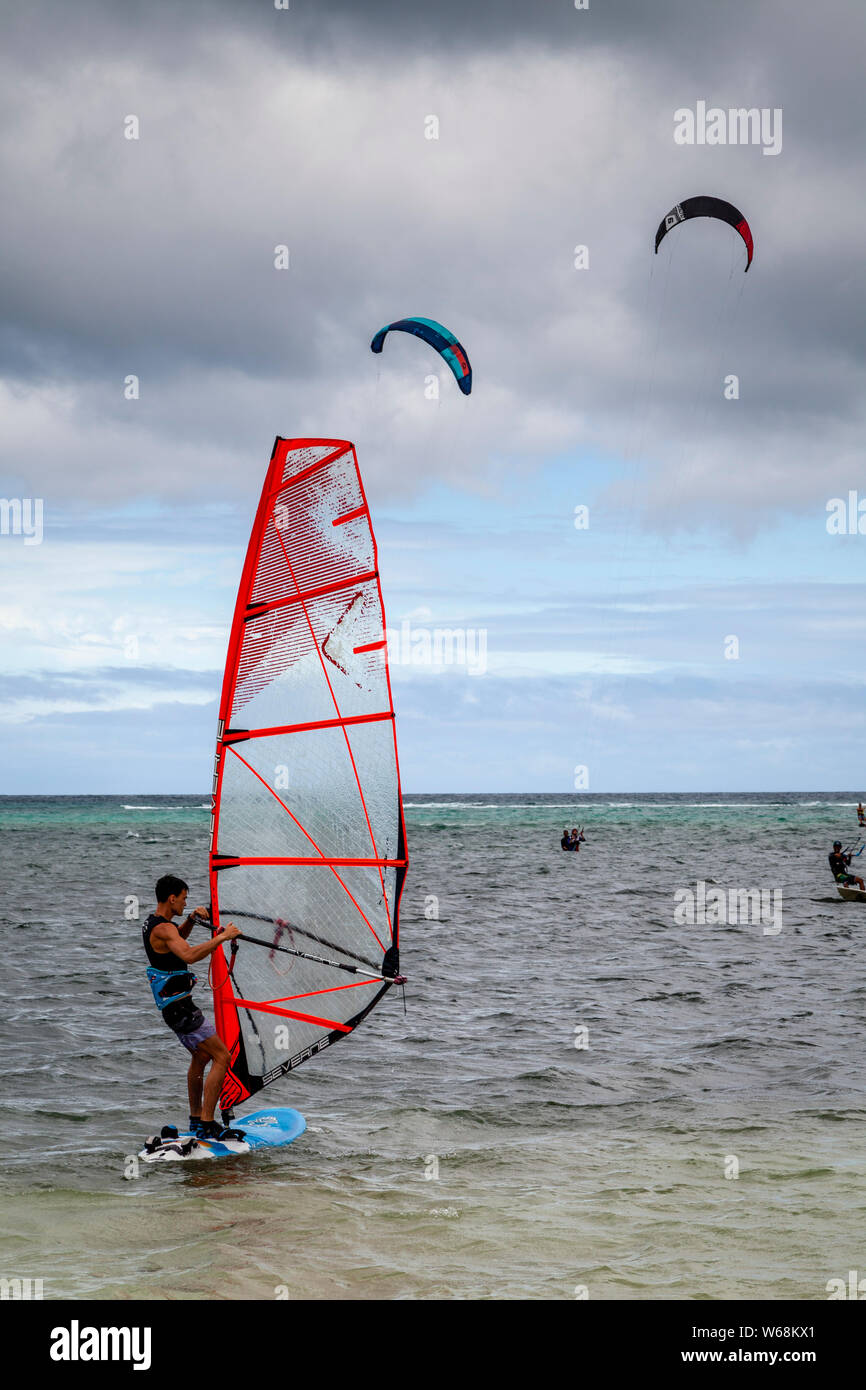 Kite Surfing and Wind Surfing, Bulabeg Beach, Boracay, The Philippines ...
