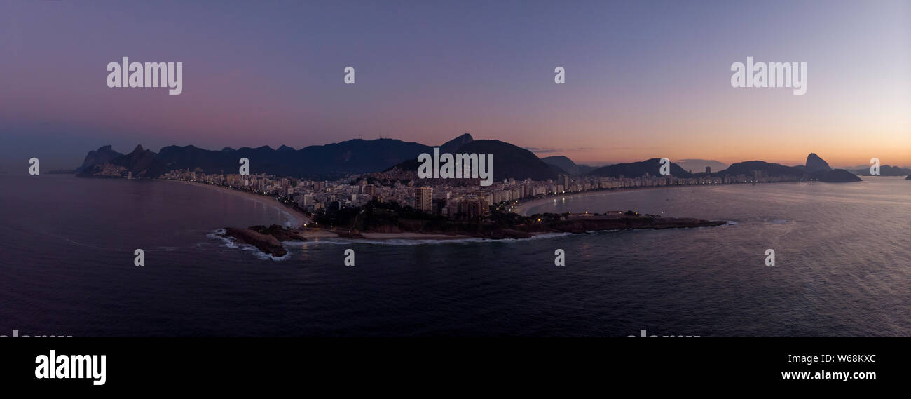 Cliff projection hi-res stock photography and images - Alamy