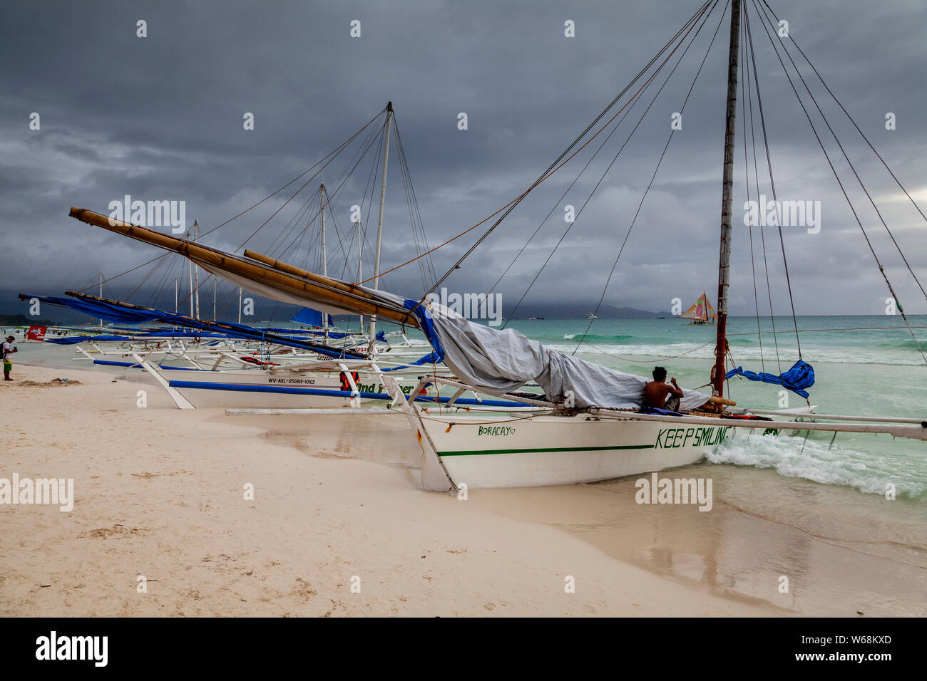 Traditional Paraw Sailing Boats, White Beach, Boracay, The Philippines ...