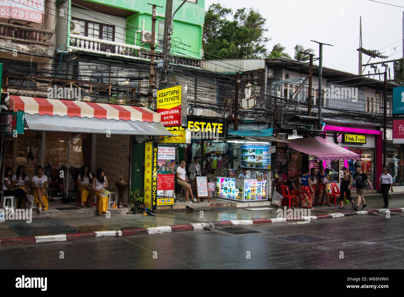 Thai massage girls phuket thailand hi-res stock photography and images - Alamy