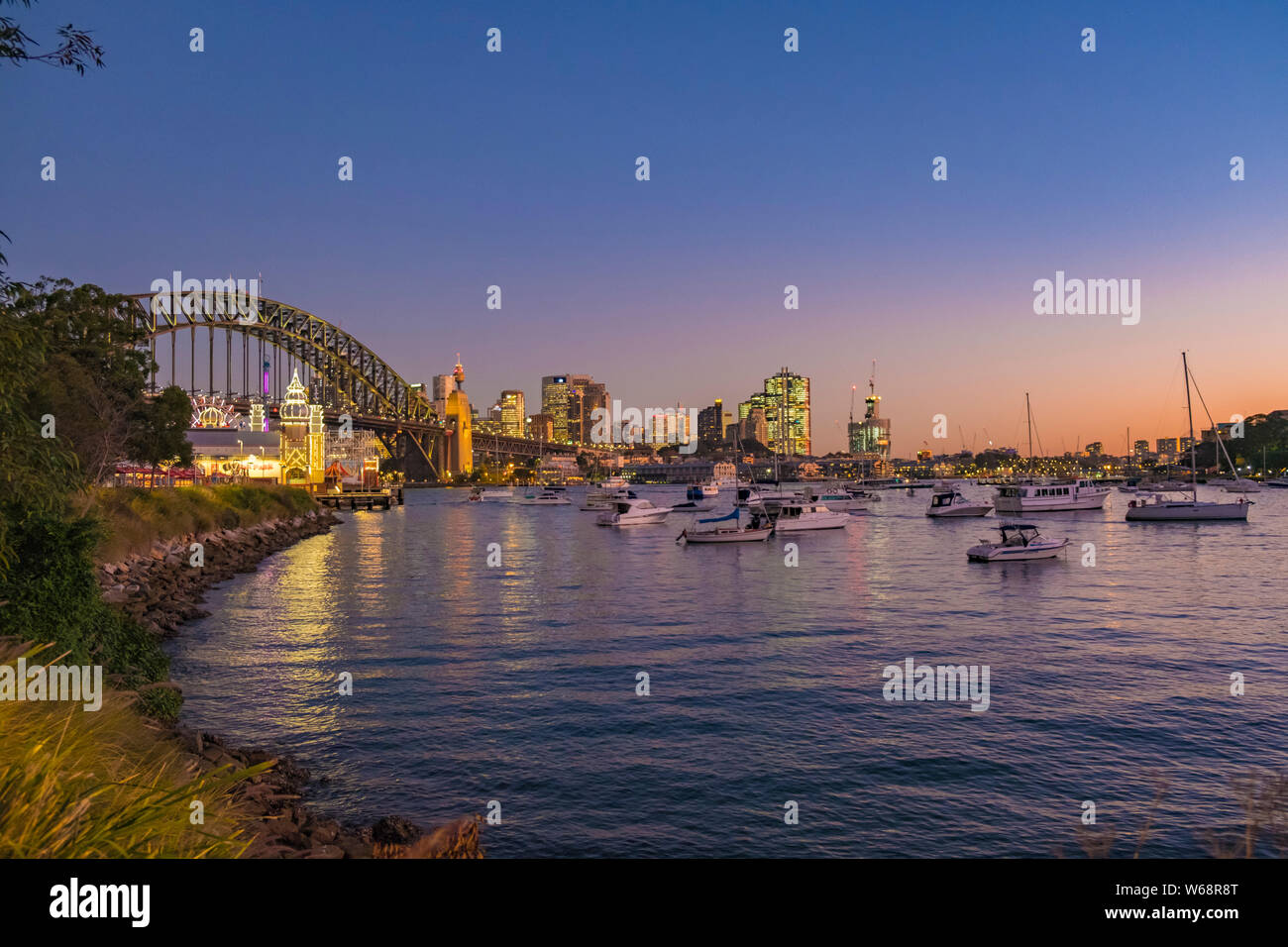 Sydney large boat hi-res stock photography and images - Alamy