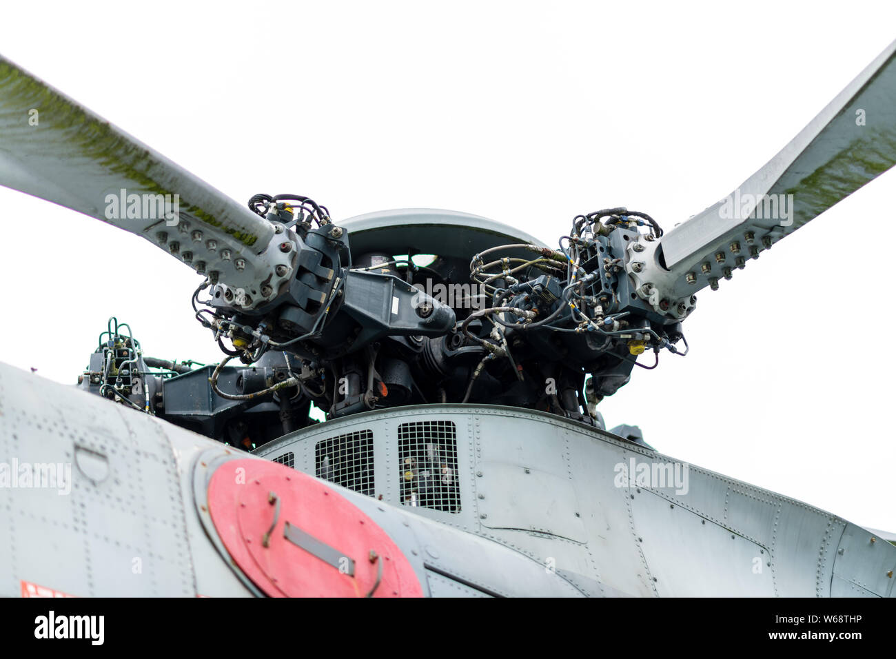 Military Helicopter Rotor Blade Stock Photos & Military Helicopter ...