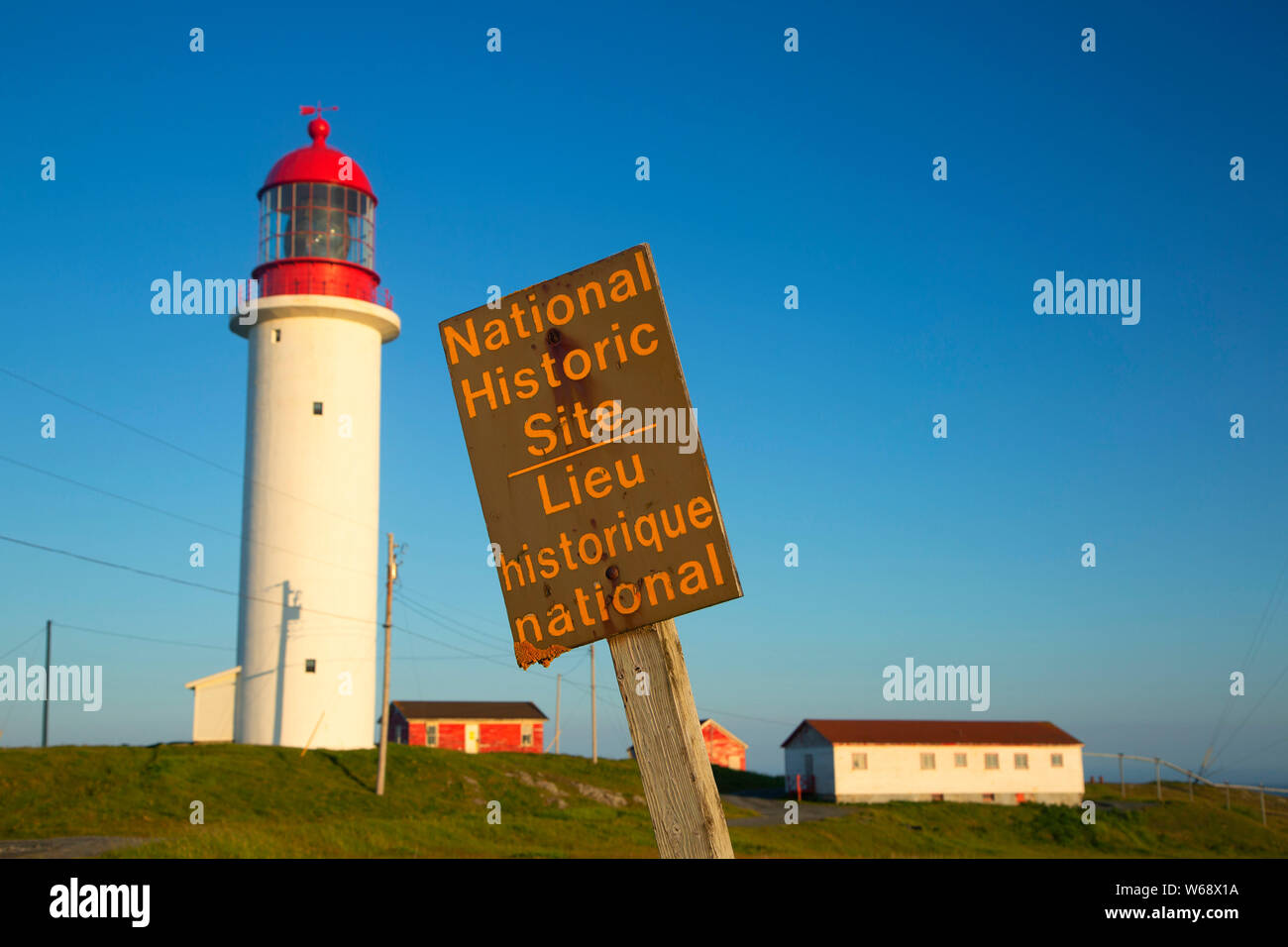 Cape Race Lighthouse, Cape Race Lighthouse National Historic Site ...