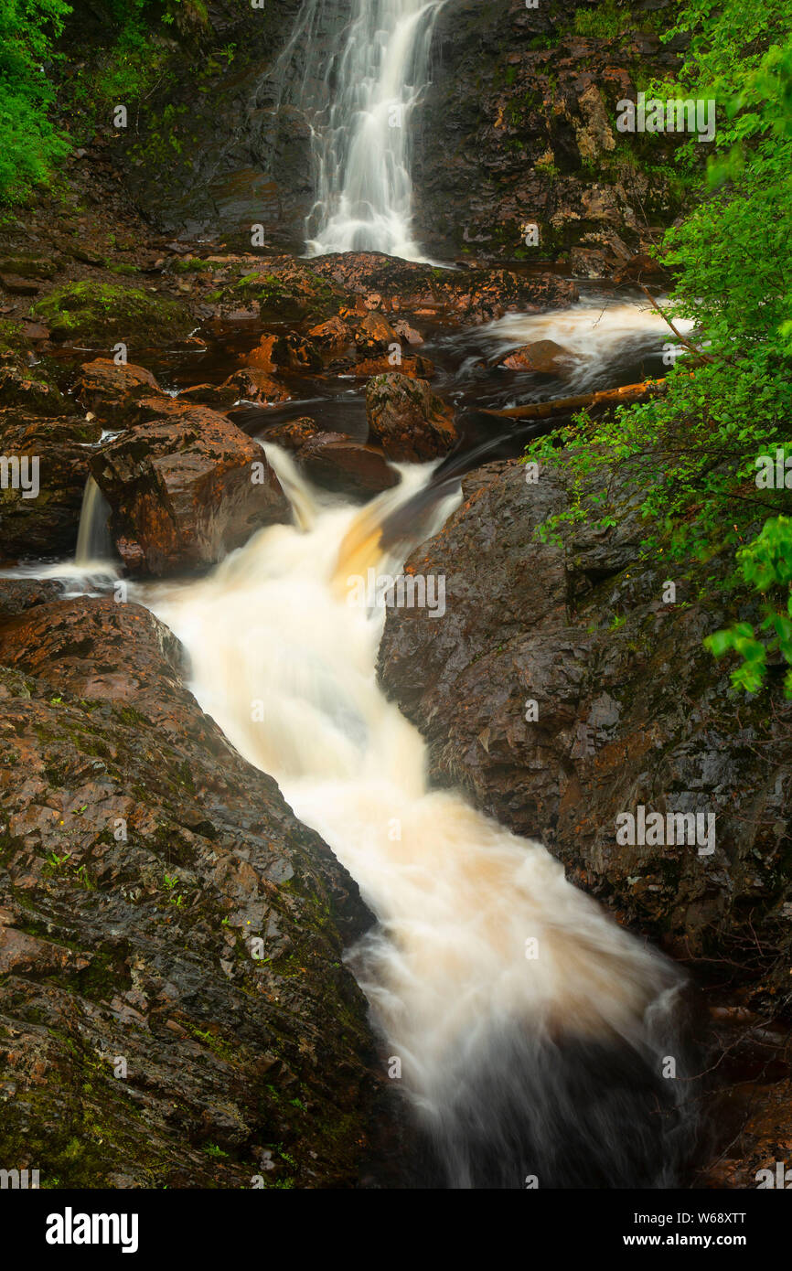 Cataracts River with waterfall, Cataracts Provincial Park, Newfoundland ...