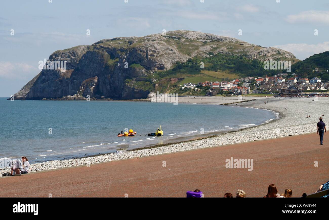 Llandudno wales conwy castle hi-res stock photography and images - Alamy