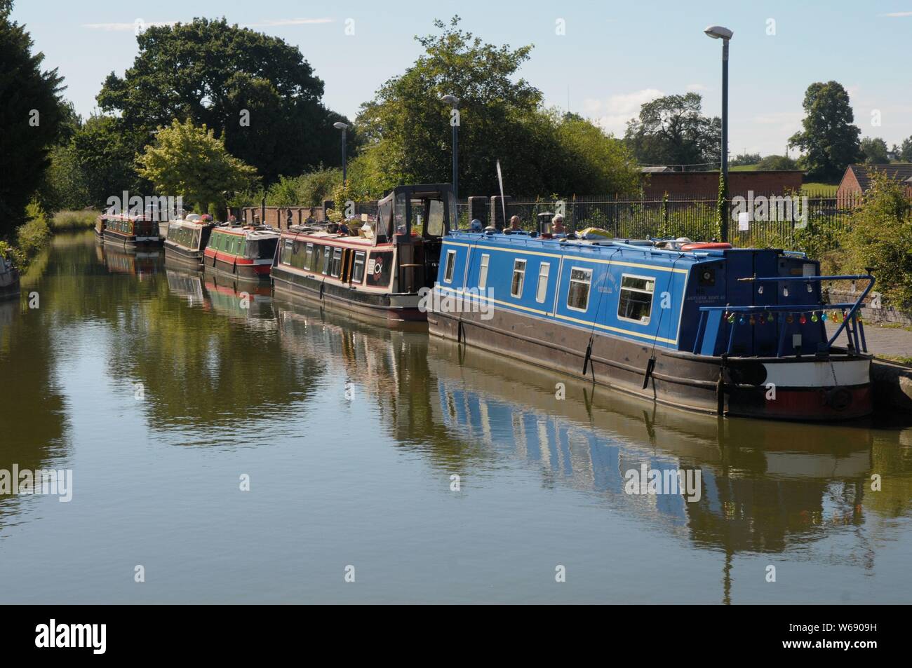 Ellesmere Canal High Resolution Stock Photography and Images - Alamy