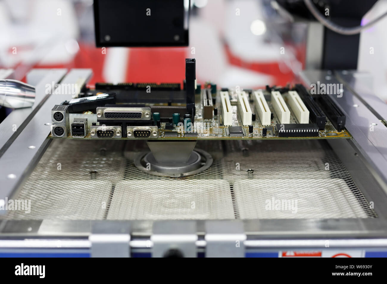 Computer motherboard repair machine with the large heating zone ...