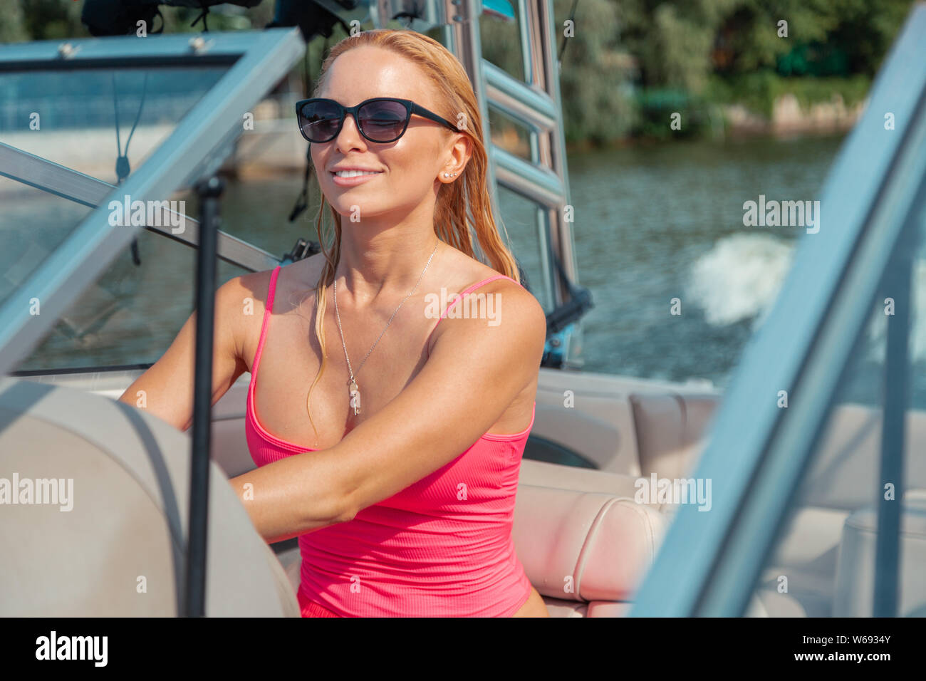 Motorboating Cleavage