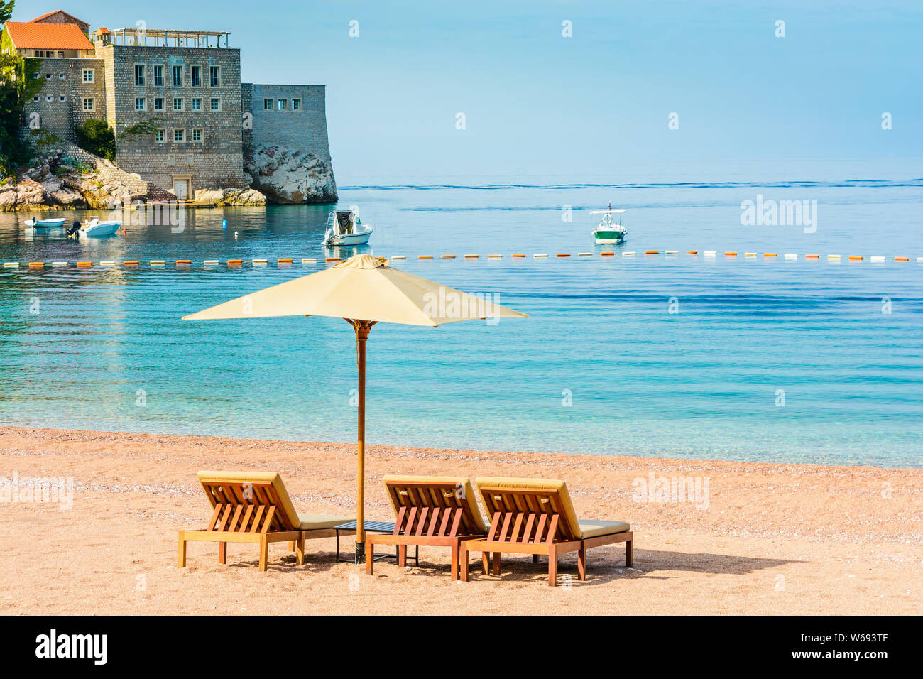 Maldives and montenegro hi-res stock photography and images - Alamy