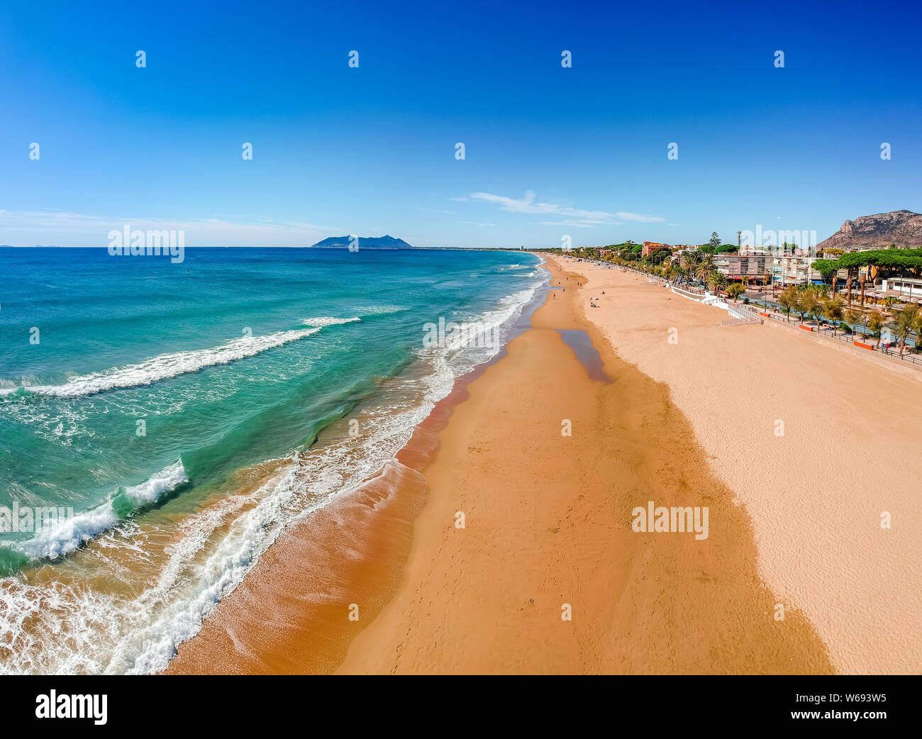 Terracina beach hi-res stock photography and images - Alamy