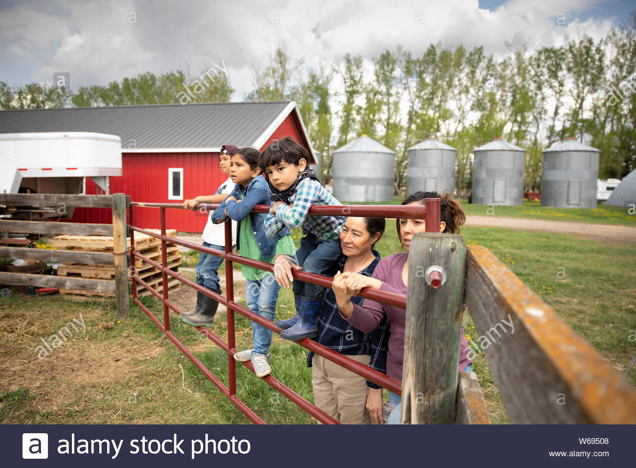 American agricultural family hi-res stock photography and images - Alamy