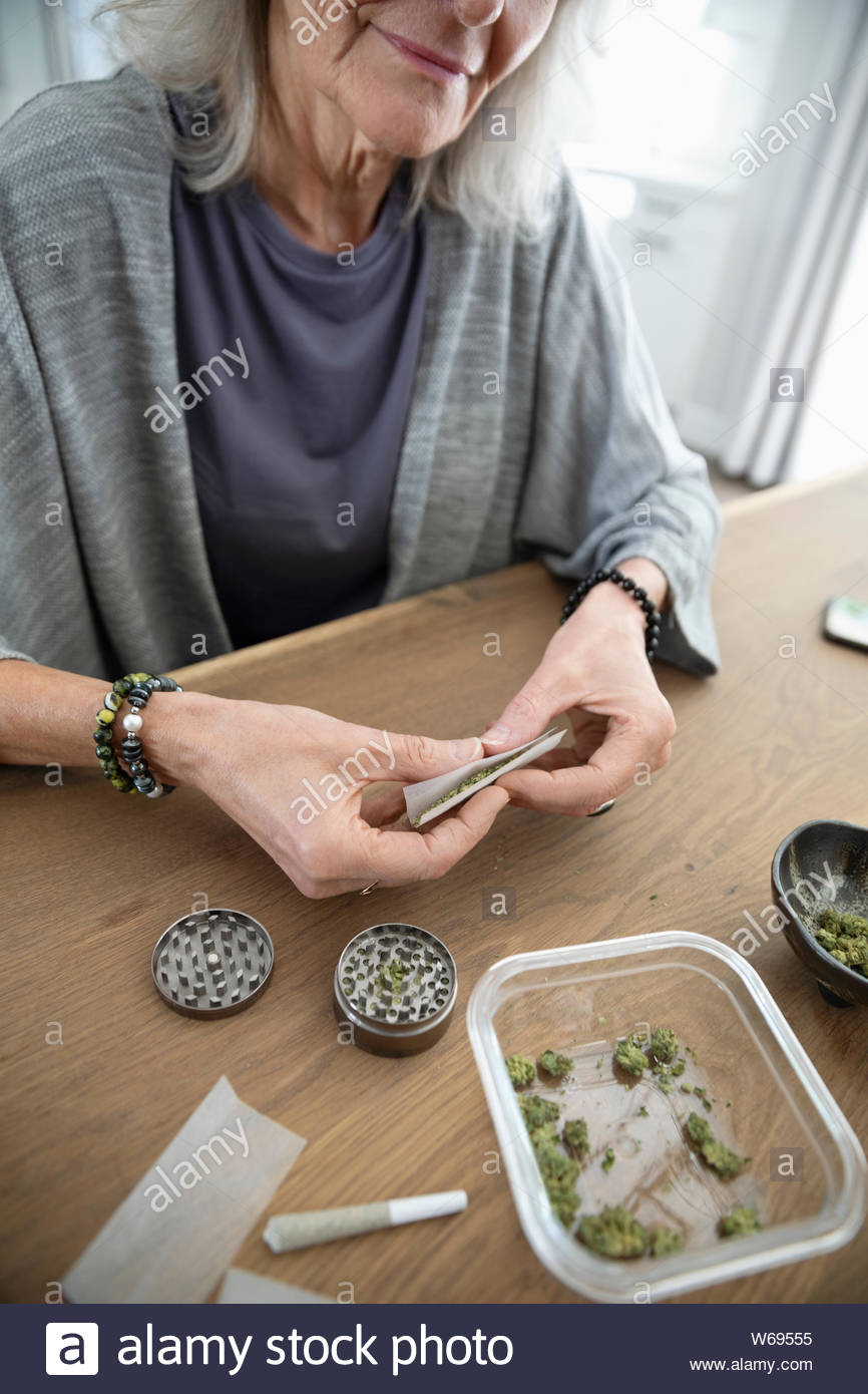 Rolling table hi-res stock photography and images - Alamy
