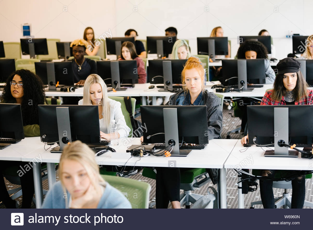 Canada classroom computer hi-res stock photography and images - Alamy