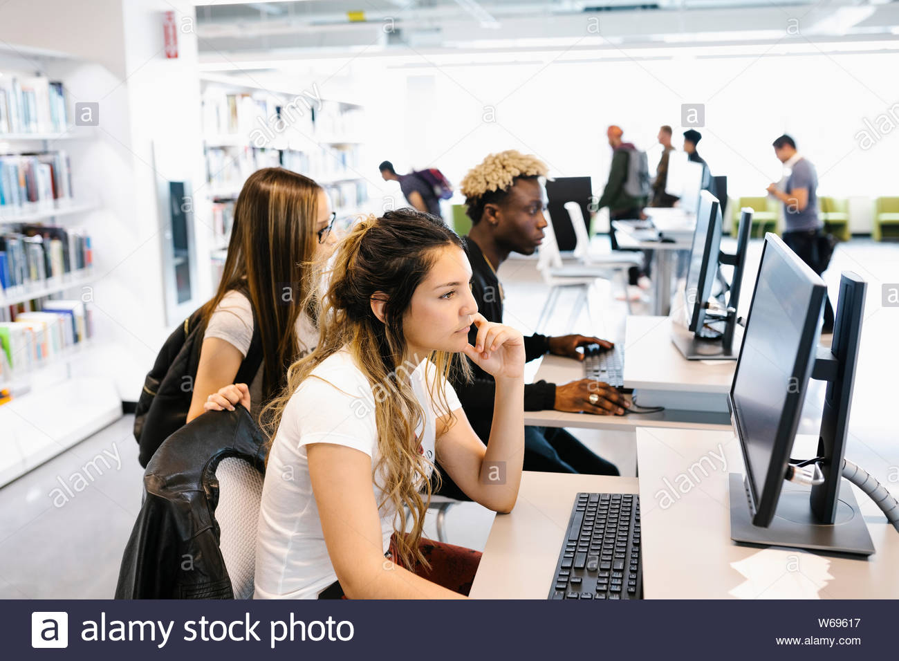 Canada classroom computer hi-res stock photography and images - Alamy