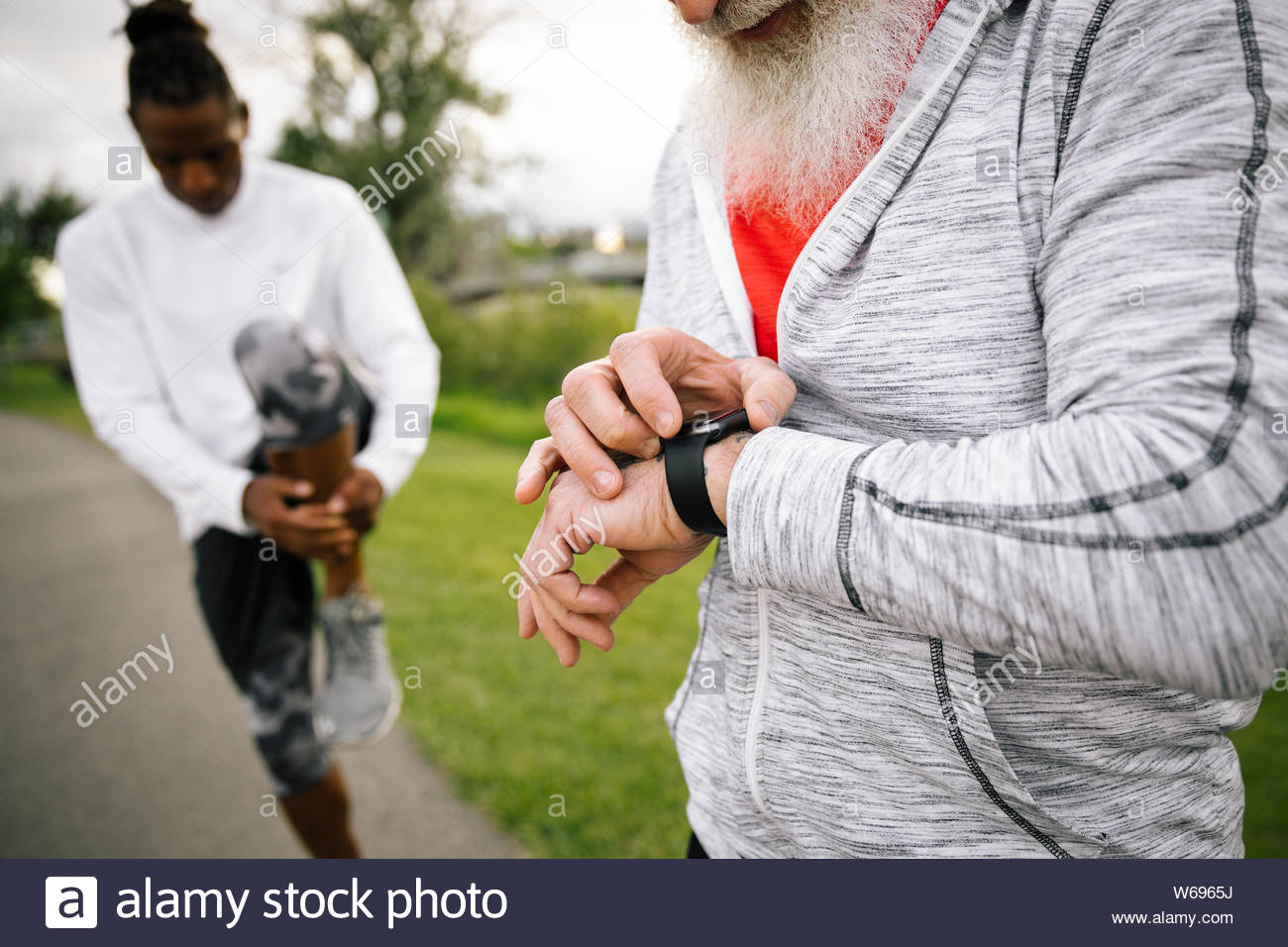 Black man running smart hi-res stock photography and images - Alamy