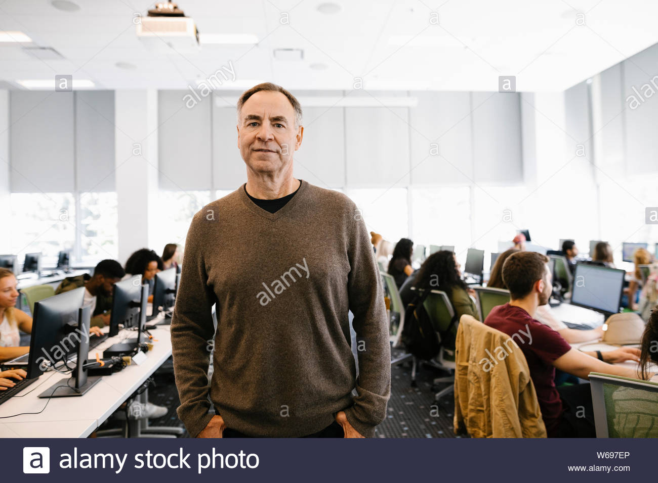 Canada classroom computer hi-res stock photography and images - Alamy
